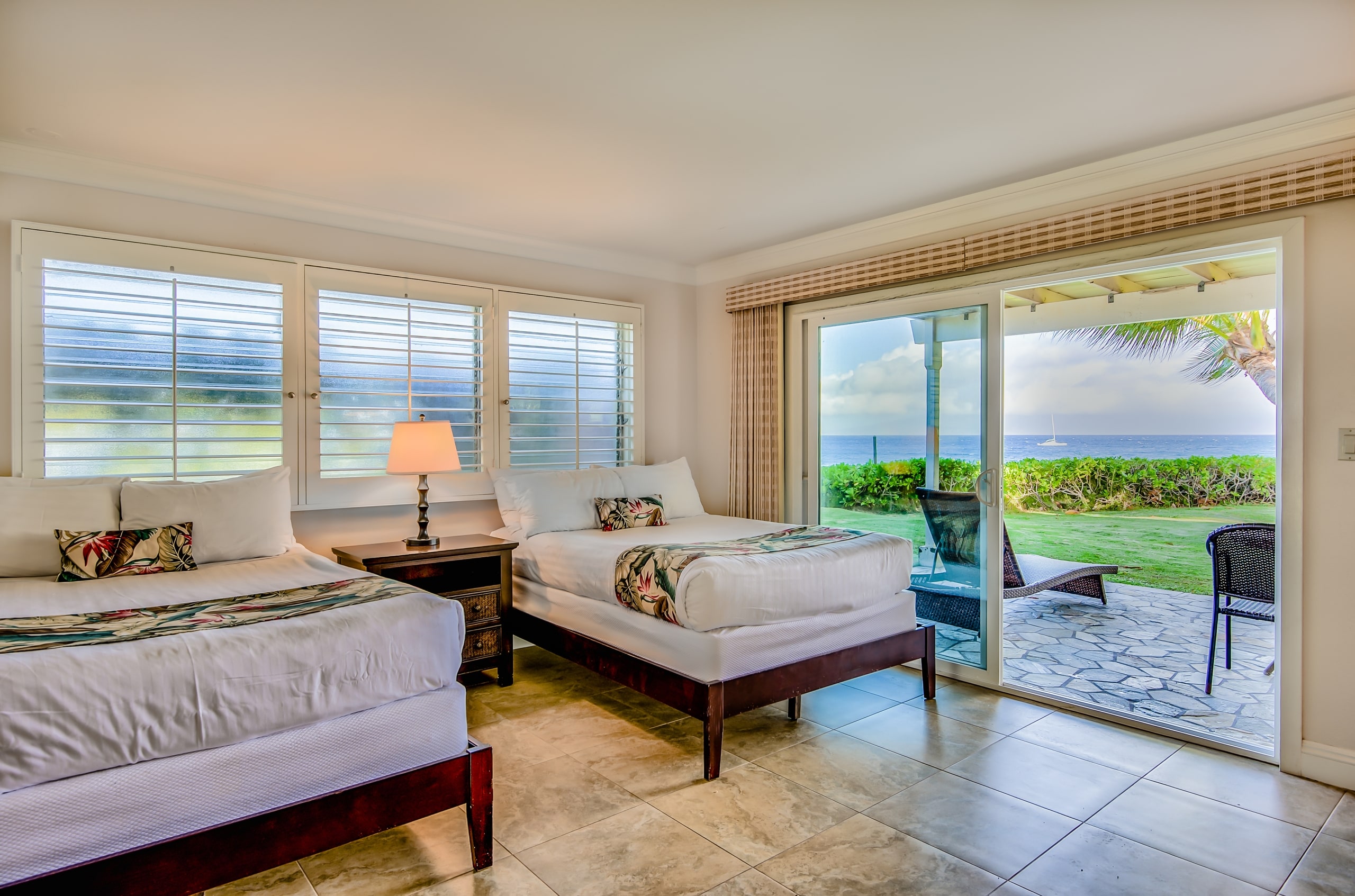 Luxury Beachfront Lodging In Lahaina | Royal Lahaina Resort